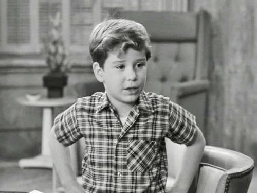 Mary Tyler Moore: “Little Ritchie” remembers his “other mother”