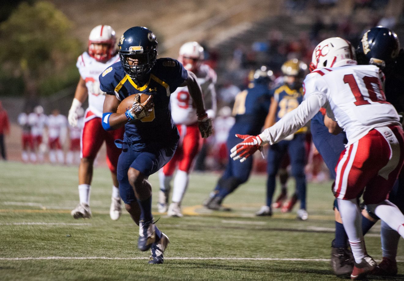 COC football closes out regular season with win over Bakersfield College