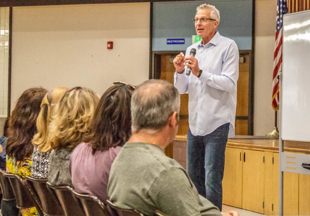 Castaic hosts welcome-back event