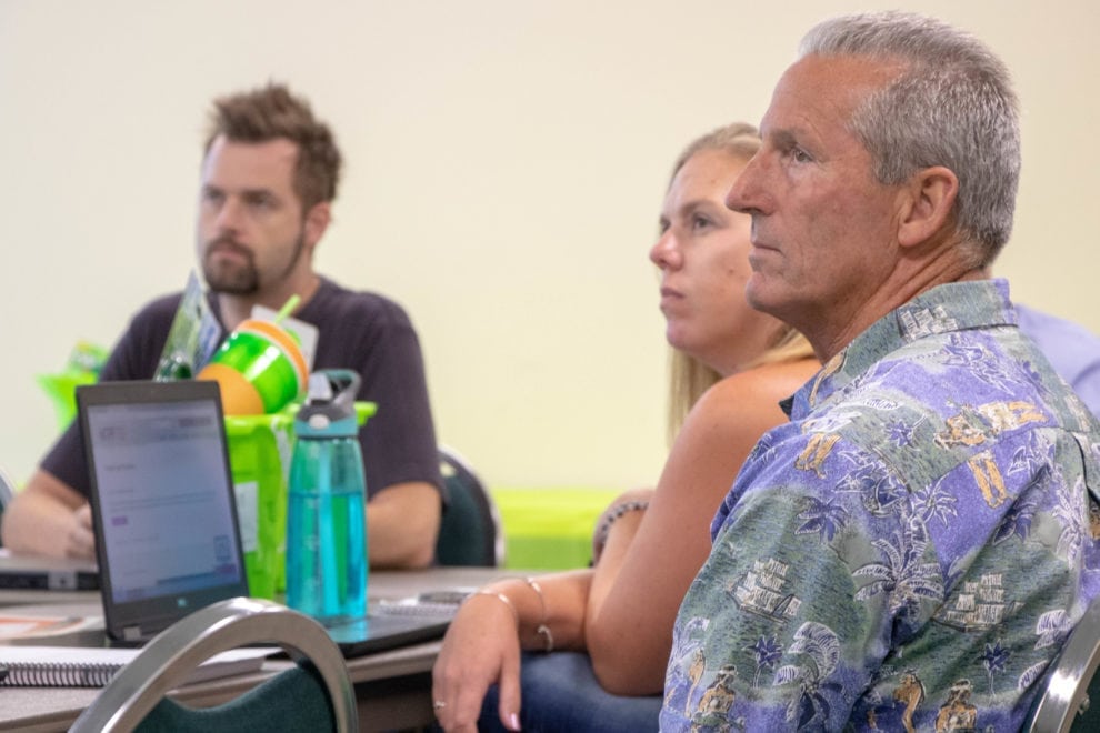 Summit helps teachers with financial education