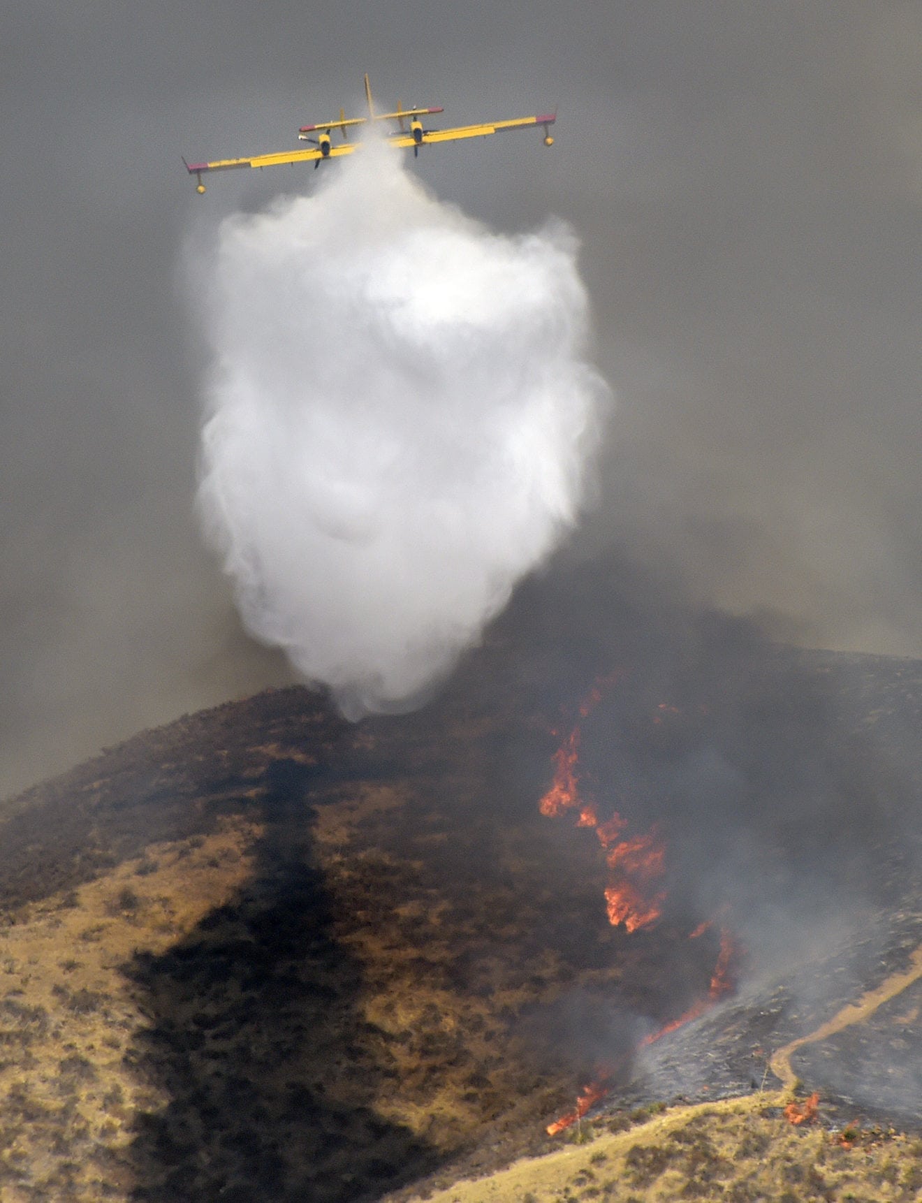 PHOTOS: fire crews respond to the Charlie Fire