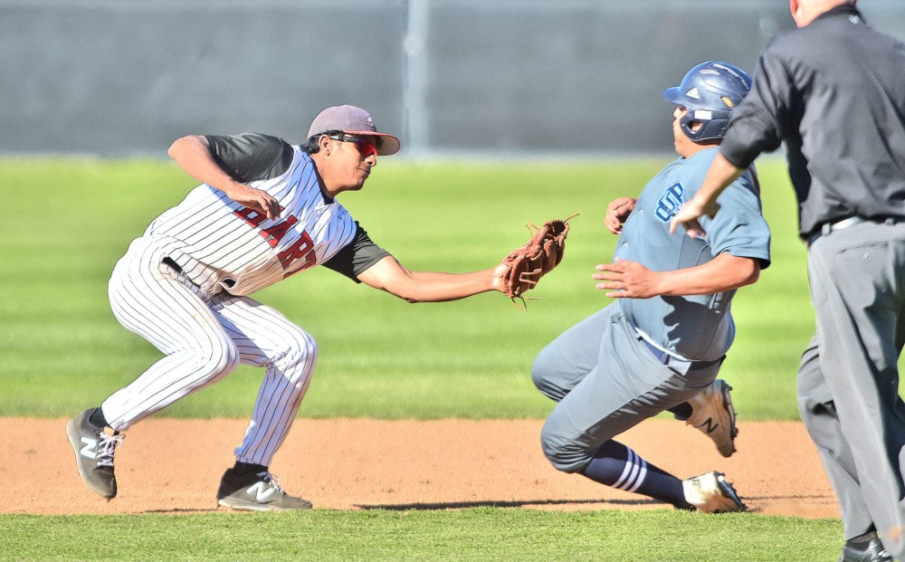 Thomas' grand slam lifts Hart baseball over Saugus