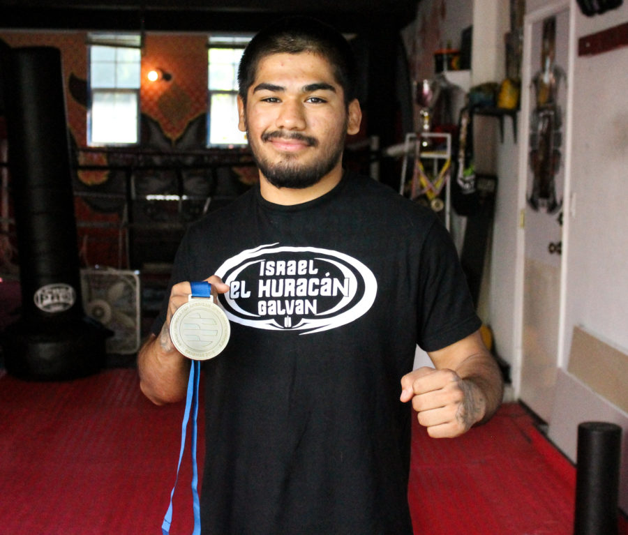 Former Valencia wrestler Israel Galvan flourishing in MMA