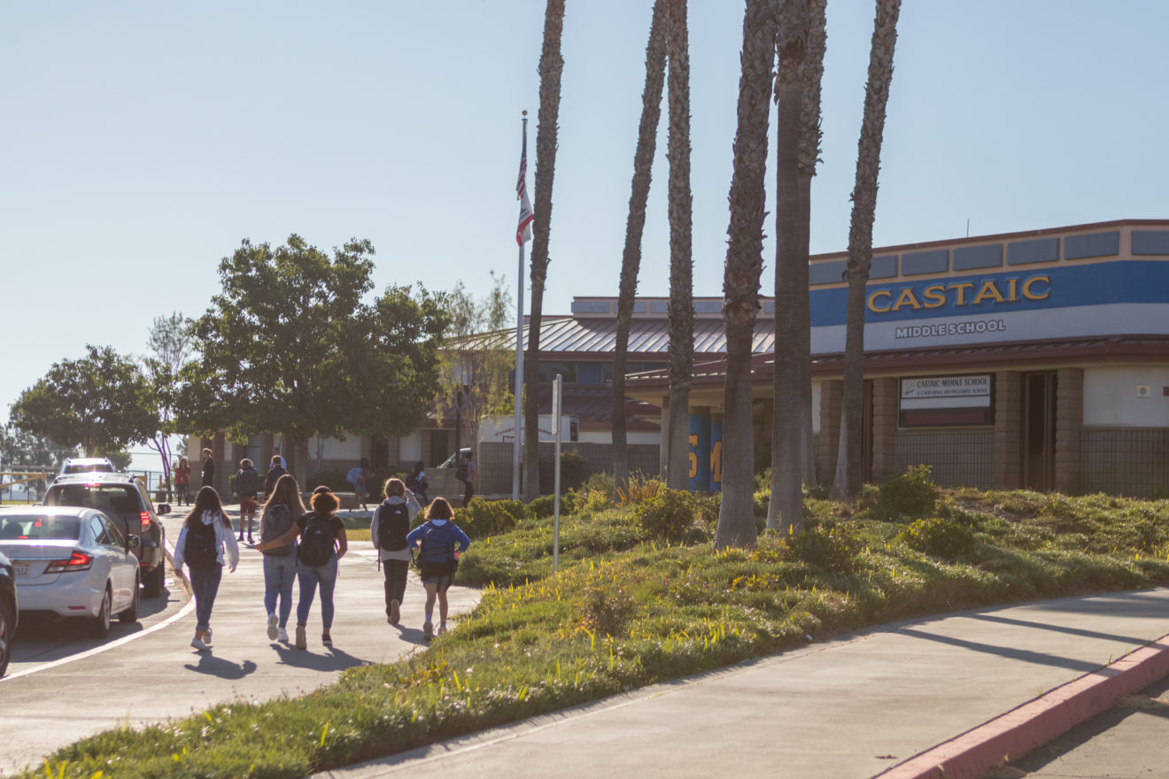 Castaic Middle School recognized for academic excellence