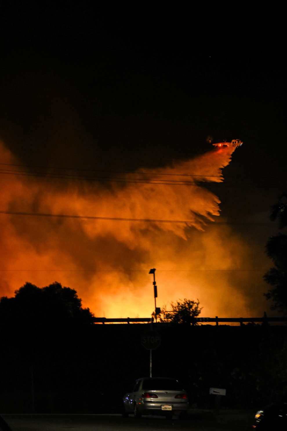 Saddleridge Fire burns more than 4,700 acres, hops I-5 south of SCV; 1 ...