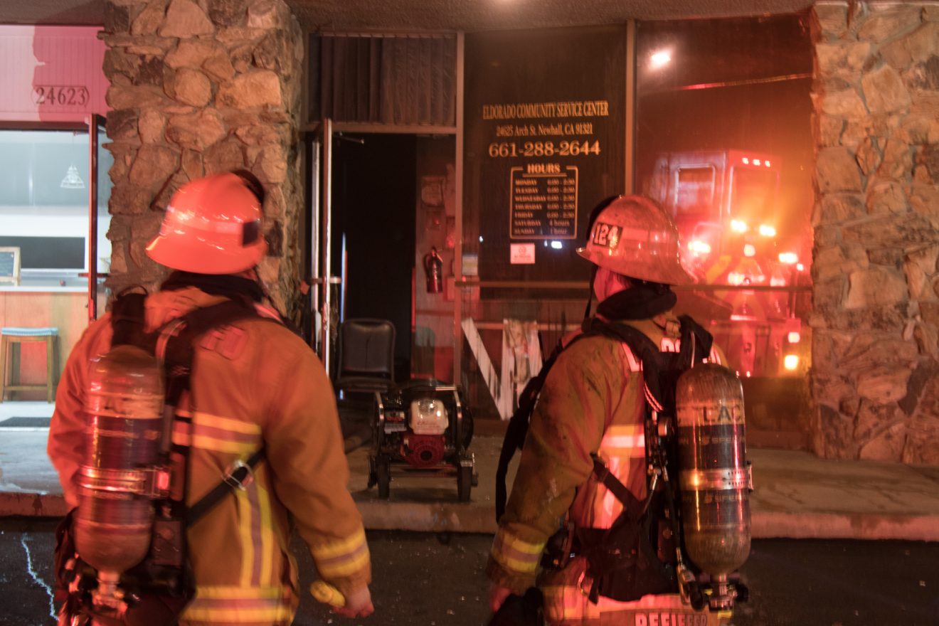 Firefighters respond to commercial business fire