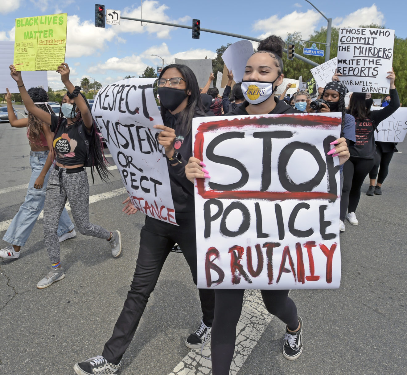 Black Lives Matter protesters hold down street corners, have peaceful ...