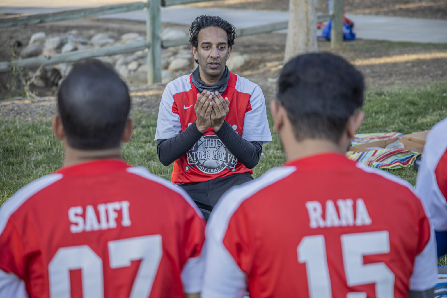 Muslim softball team balances sports and faith during Ramadan