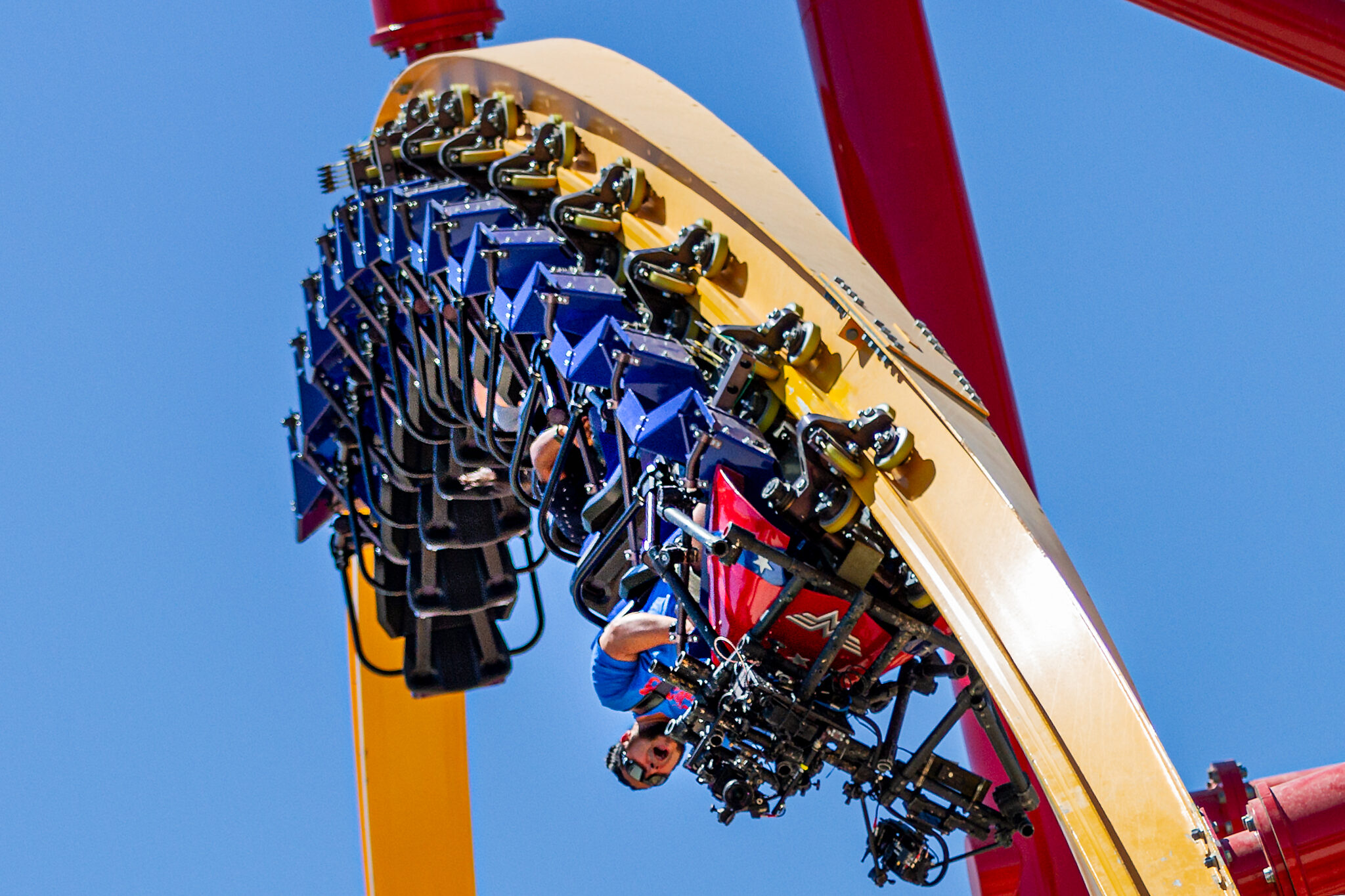 Magic Mountain unveils Wonder Woman: Flight of Courage