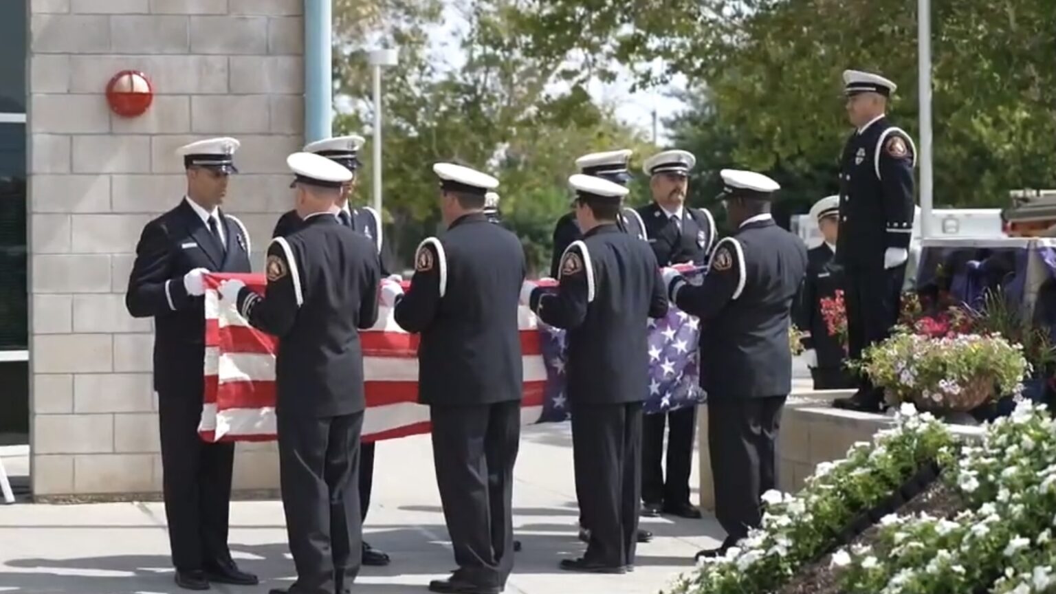 County seeks to dismiss suit by family of firefighter murdered at fire ...