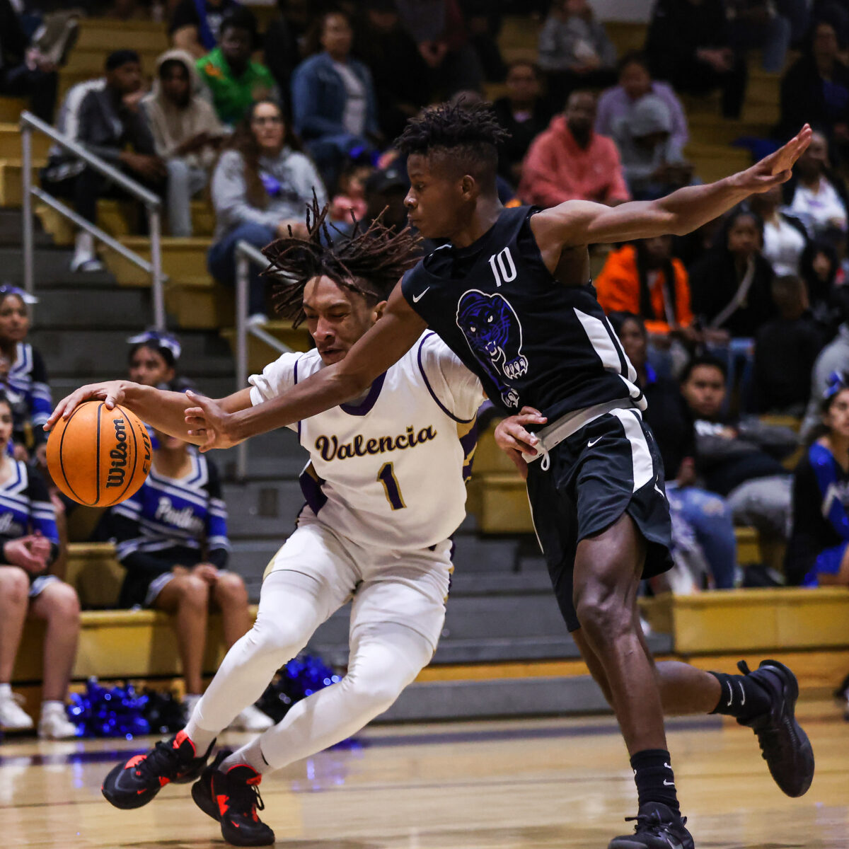 Dominant fourth quarter powers Valencia hoops past Jordan