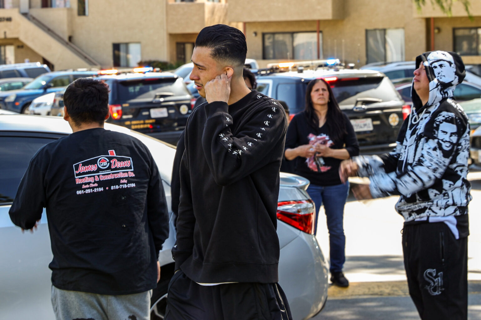 UPDATED: 2 killed in Newhall shooting; 2 suspects arrested