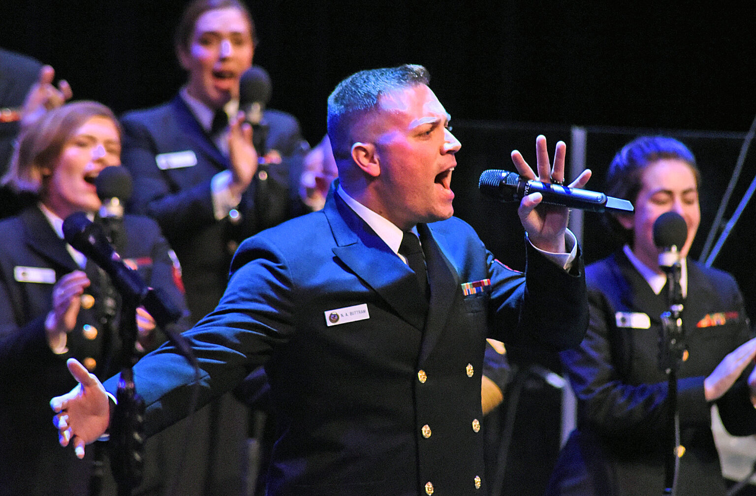 U.S. Navy Sea Chanters put on a show at COC