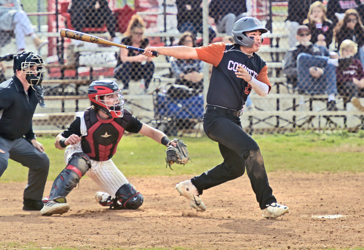 Castaic and Hart baseball split wins in double header