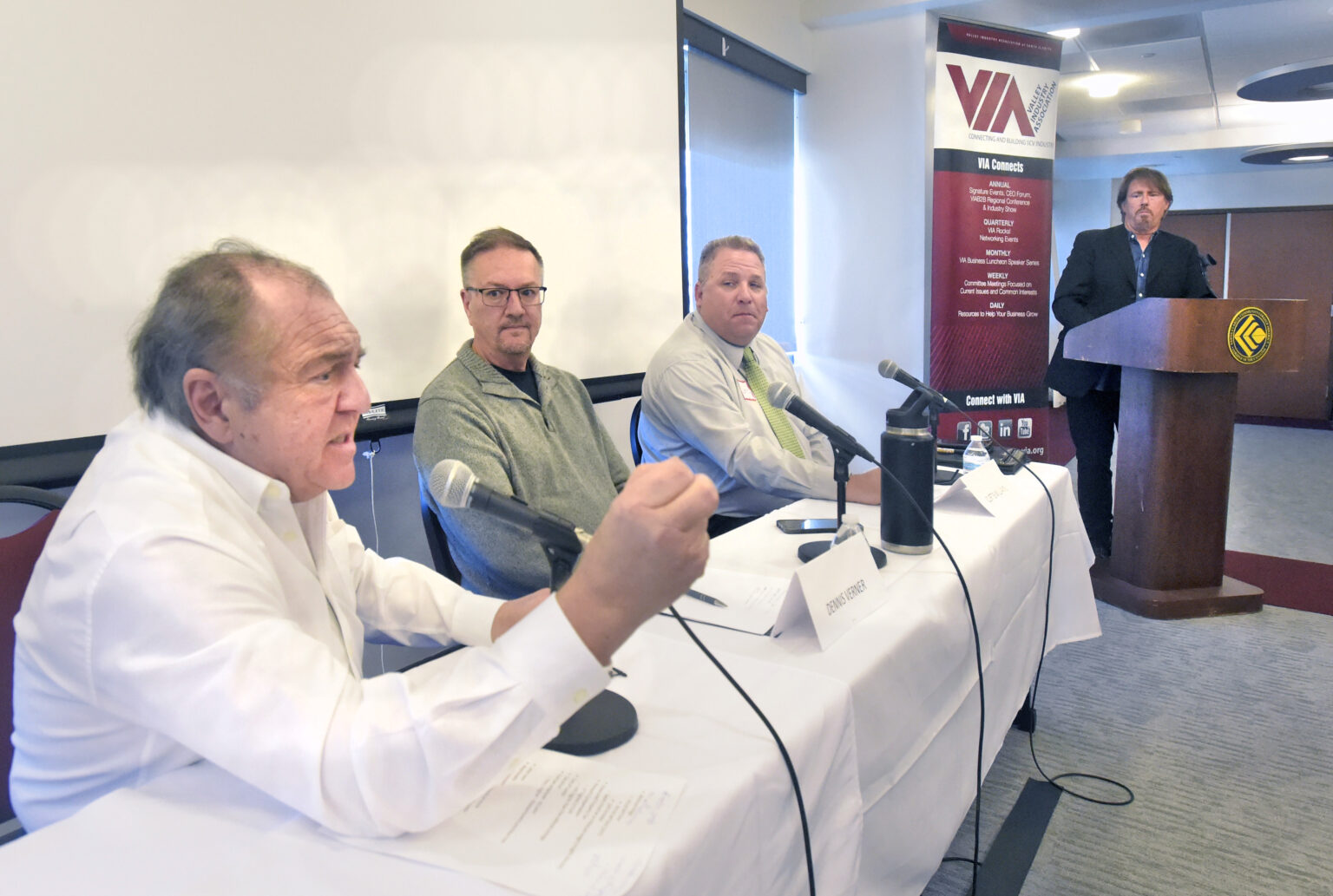 Trash Talk: VIA hosts in-depth discussion about SCV’s new waste ...
