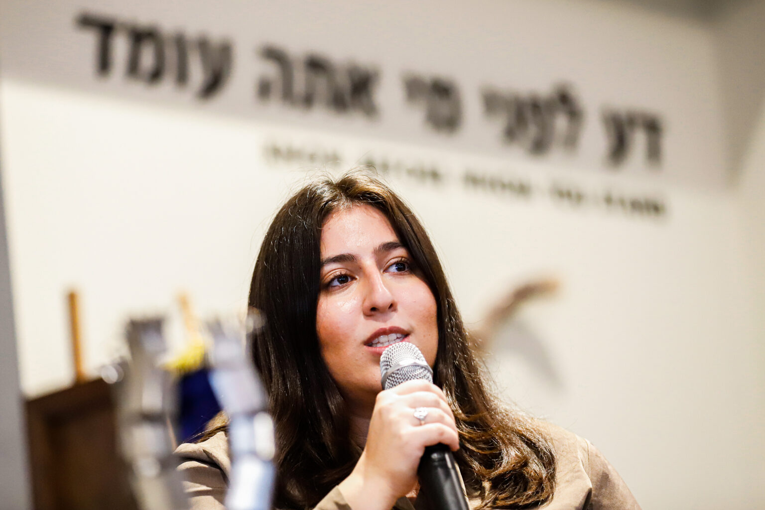 Auschwitz survivor David Lenga speaks at Congregation Beth Shalom