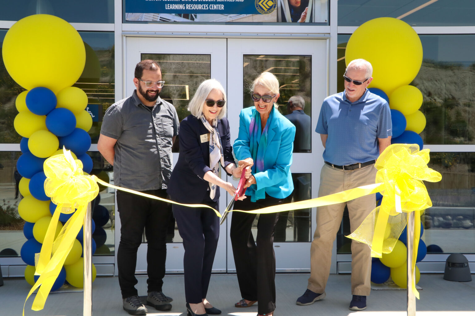 COC unveils new Student Services Center