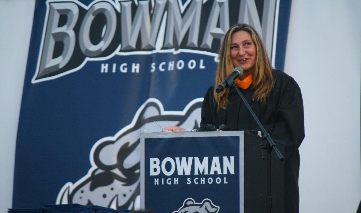 Bowman graduates encouraged to believe, inspire