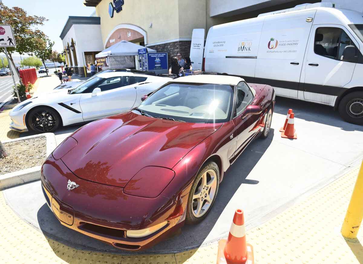 PHOTOS: Corvette Club helps out SCV Food Pantry at bi-annual food drive