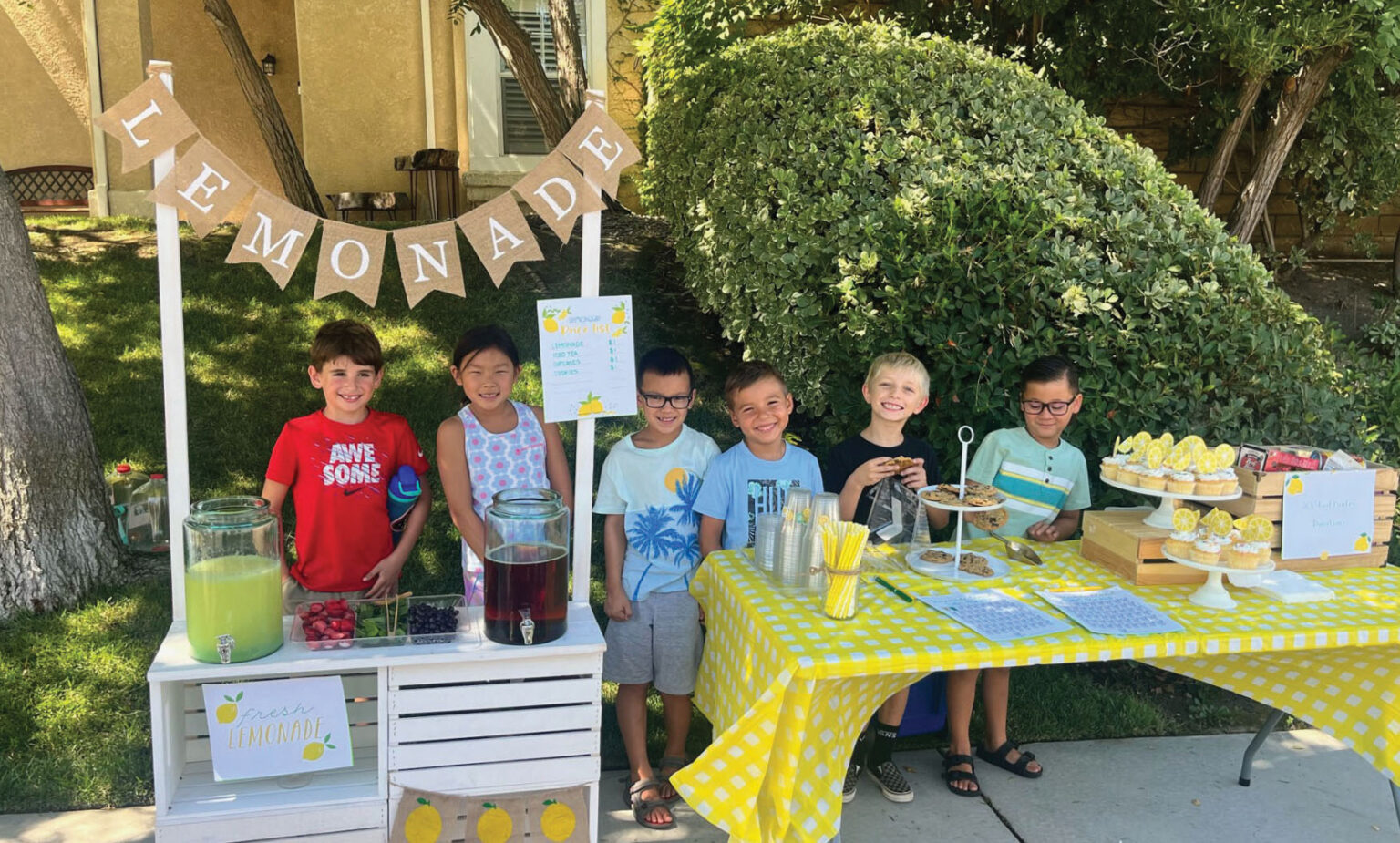 Second graders help the community with lemonade