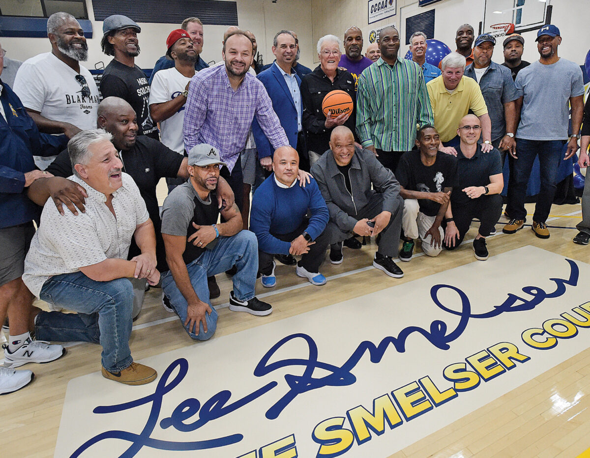 COC unveils Lee Smelser Court