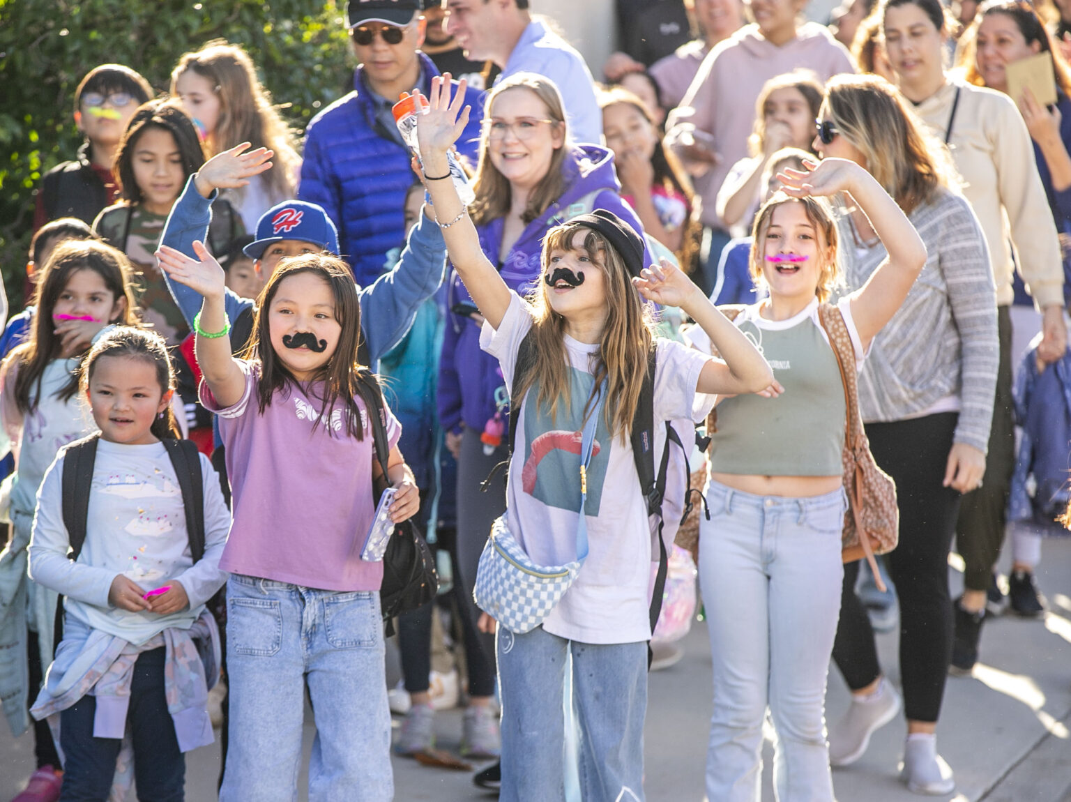 Hats, a mustache and kindness - the perfect recipe for a crossing guard