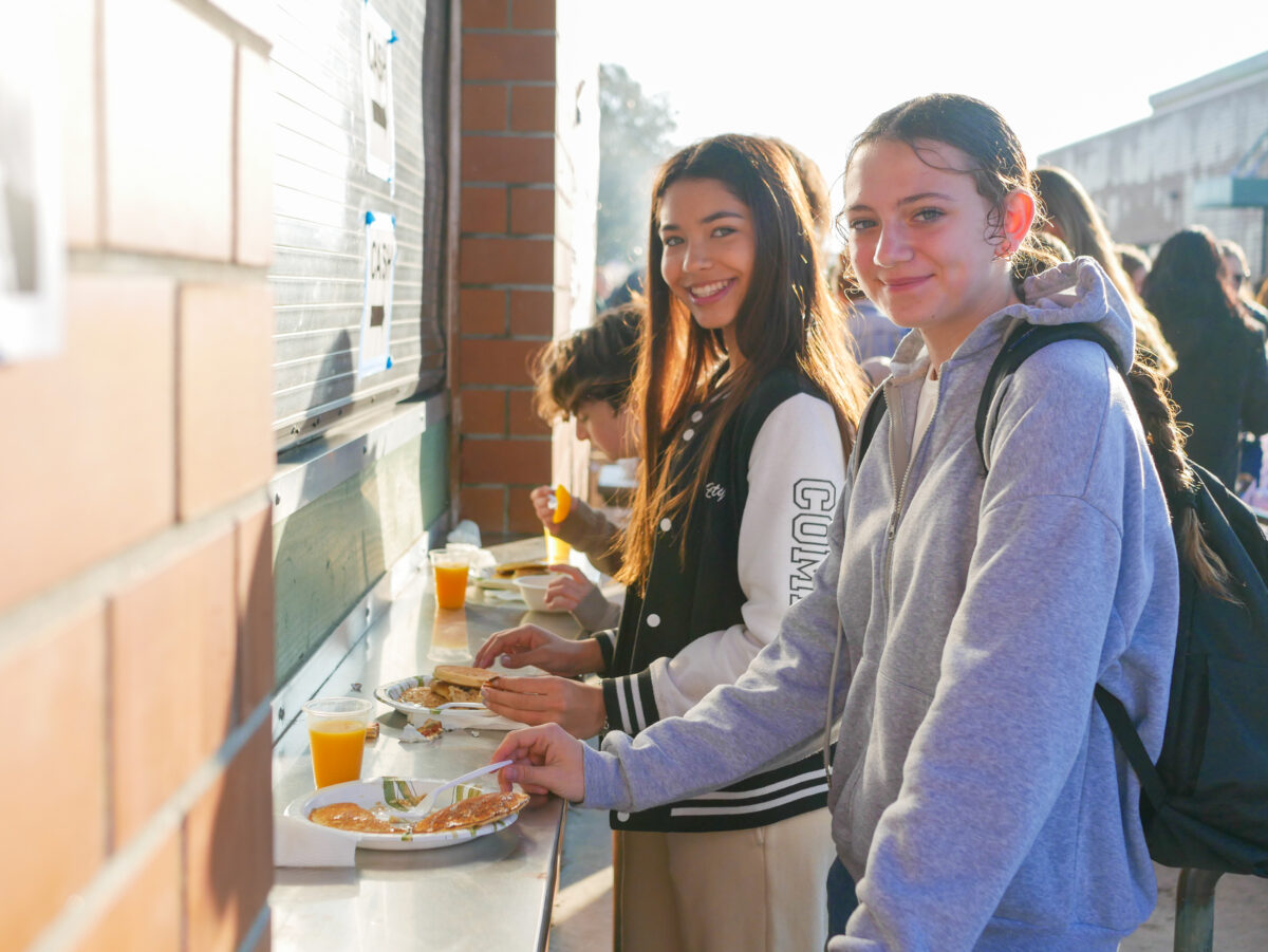 Syrup, smiles, and pancake piles: La Mesa celebrates ‘A’ students