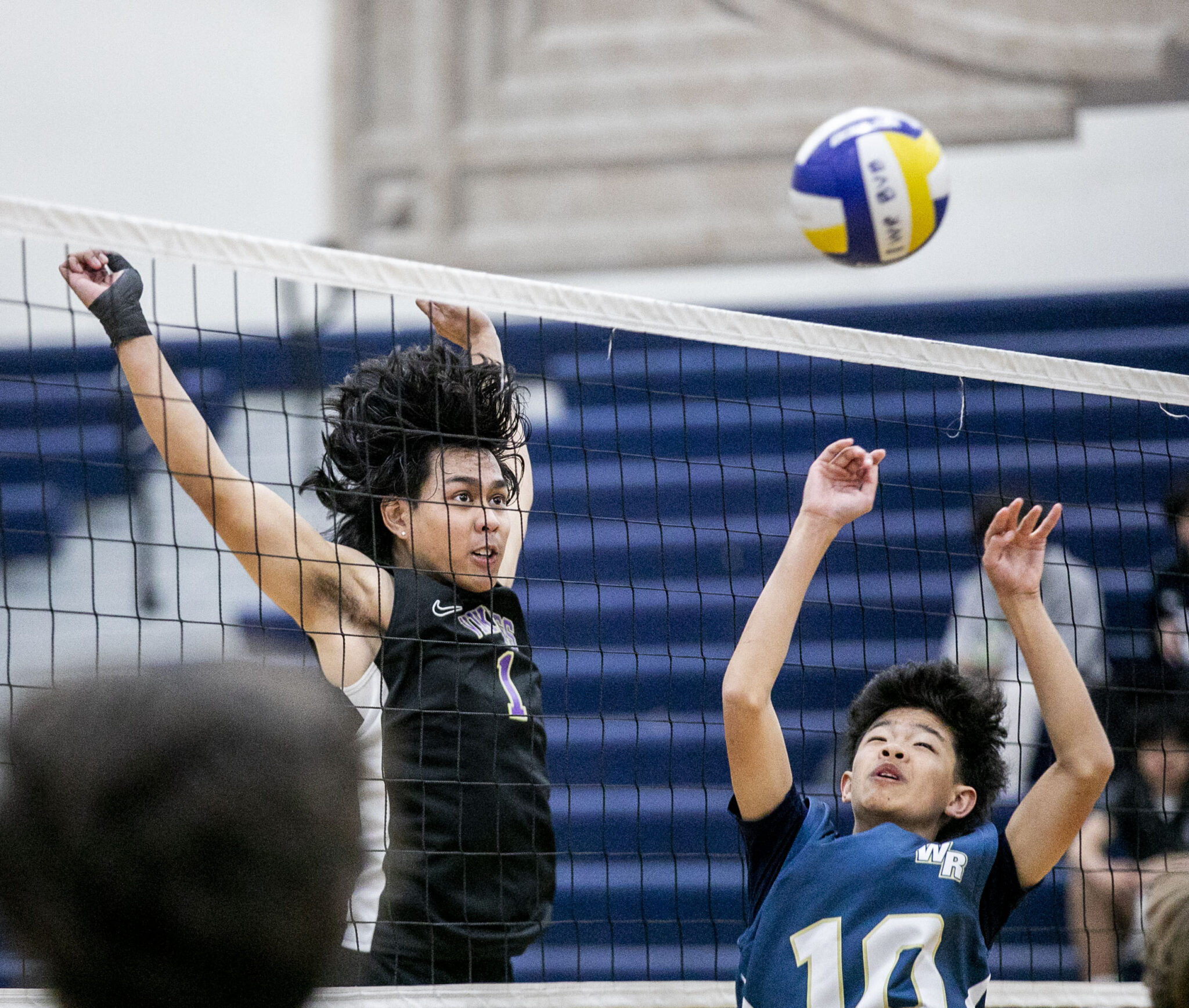 Valencia volleyball beats West Ranch
