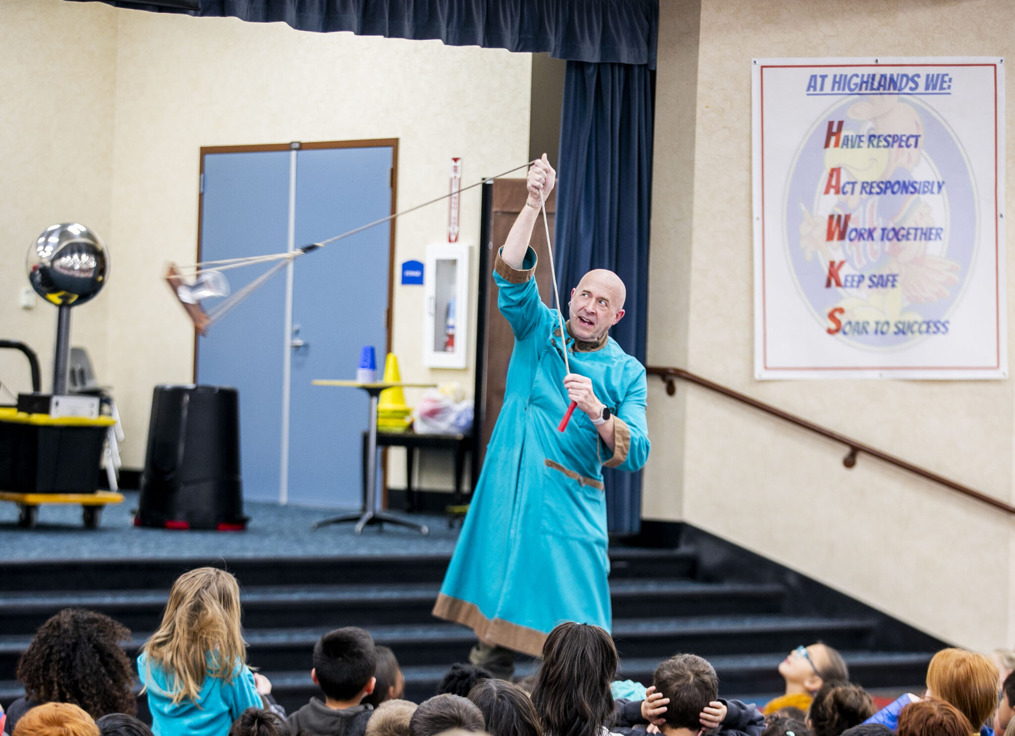 Magic is science: Highlands Elementary students get up-close look at ...
