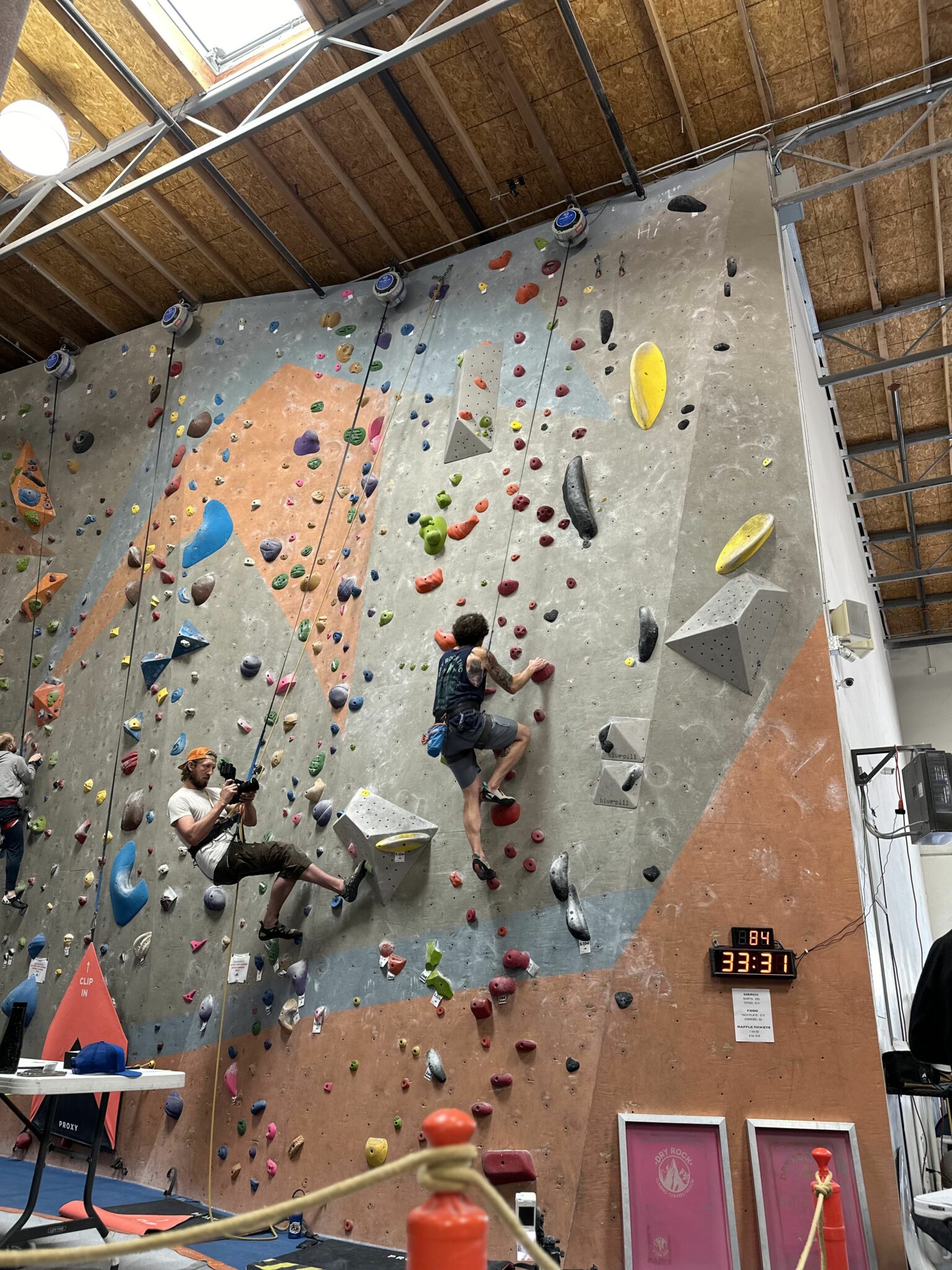 Strength through sobriety: SCV man sets rock climbing record