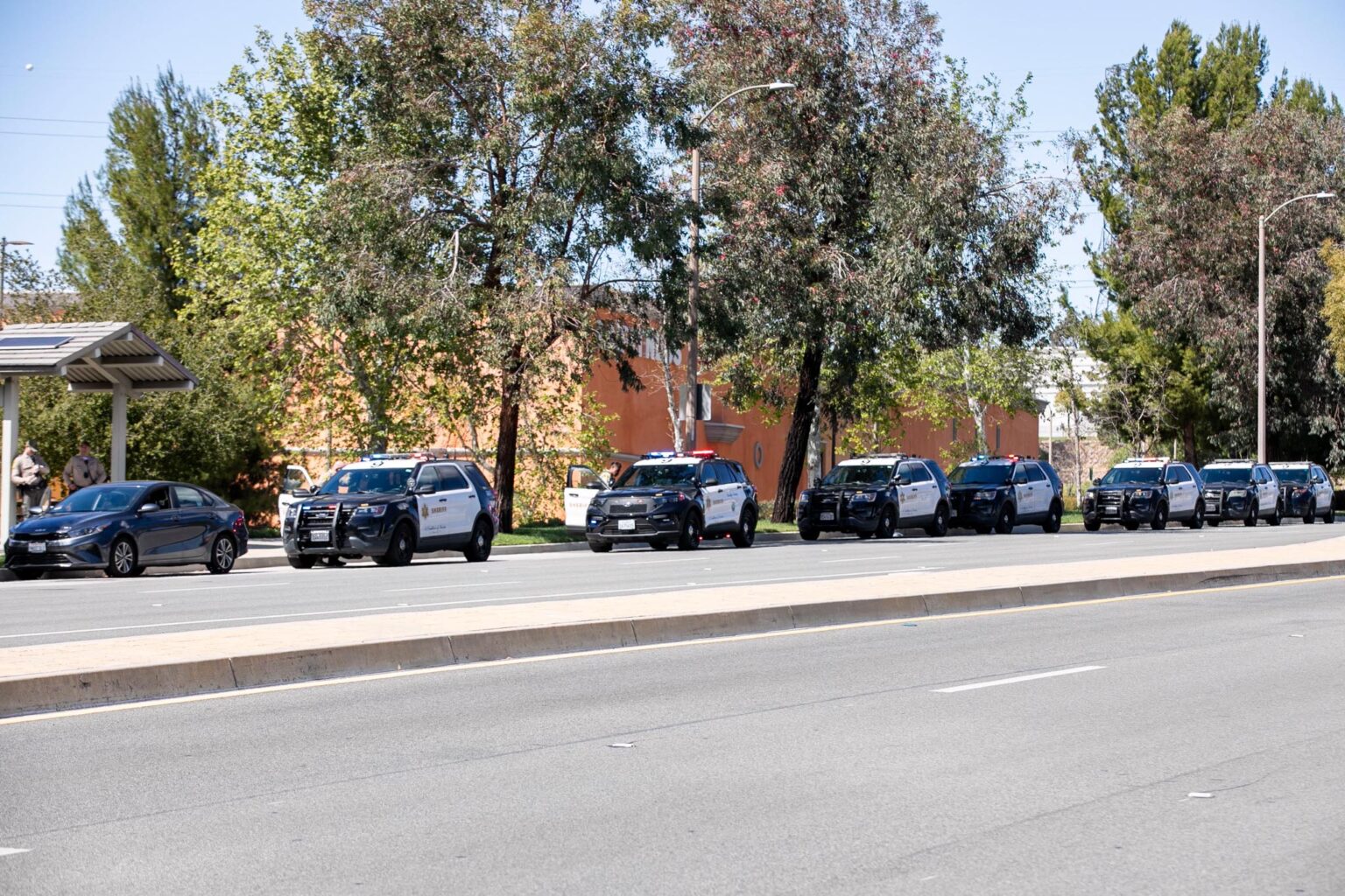 DUI stop draws a half-dozen deputy vehicles