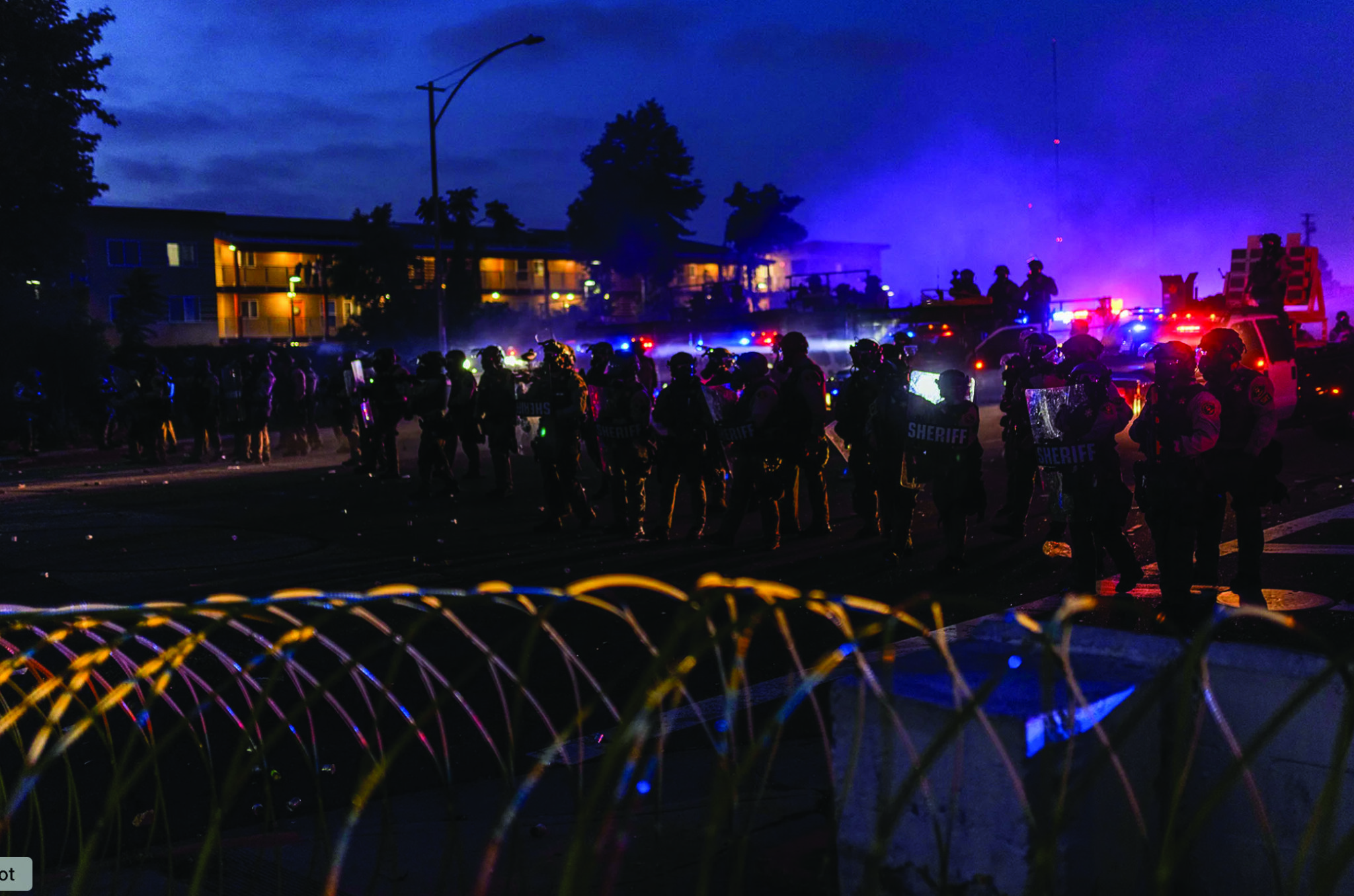 LA riots: Marines arrive, police unify command