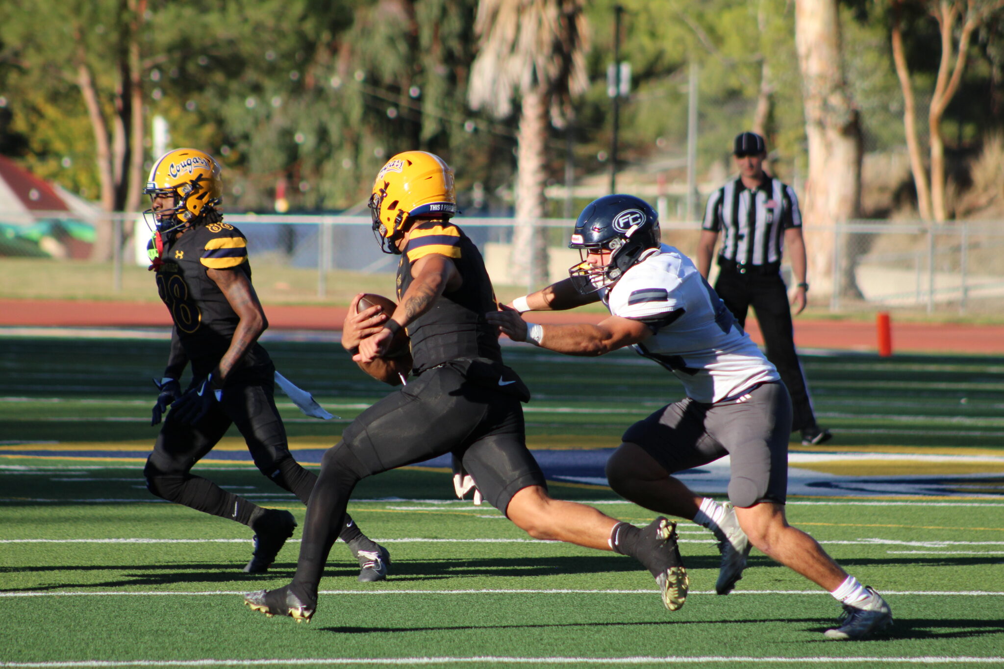 Fullerton spoils COC football homecoming game