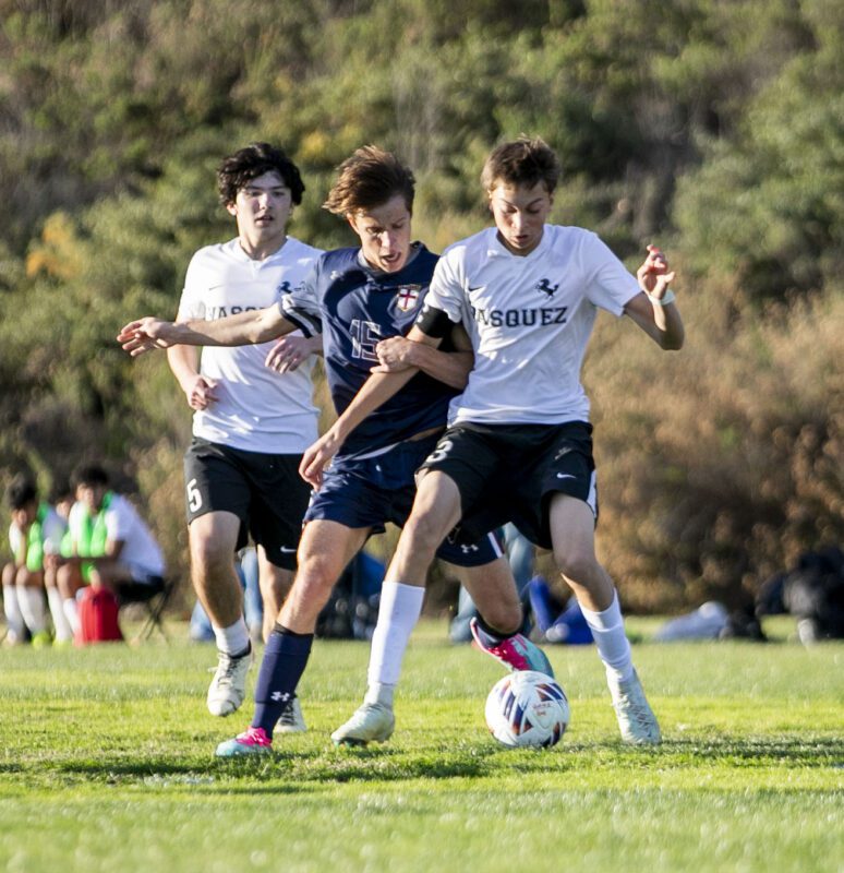 Trinity’s Landon Moberg scores game winner over Vasquez